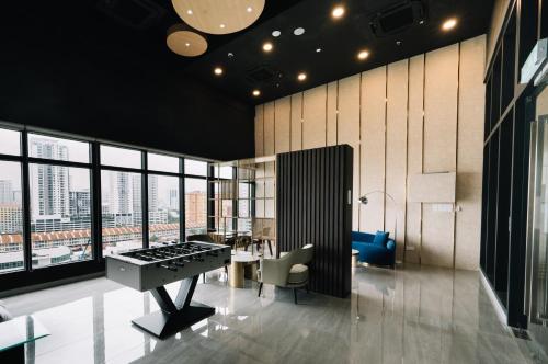 New Urban Suites 3bedroom 2carpark 8pax - George Town