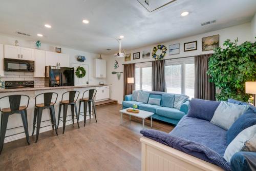Pet-friendly Getaway W/ Projector In Lake Dallas! - Corinth, TX