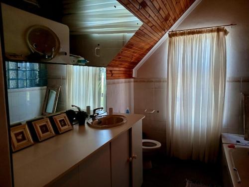 Die Bruin Huisie - Home Away From Home - Hermanus