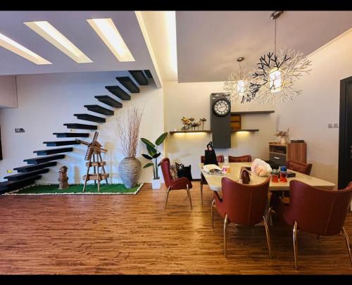 Pelita Commercial Centre Vacay Stay Bai Li Da Commercial Area Homestay (9 Pax) - Miri