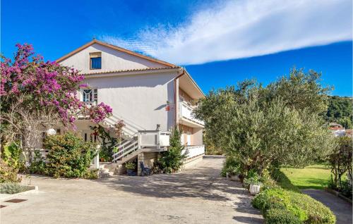 Awesome Apartment In Rab With Wifi - Rab