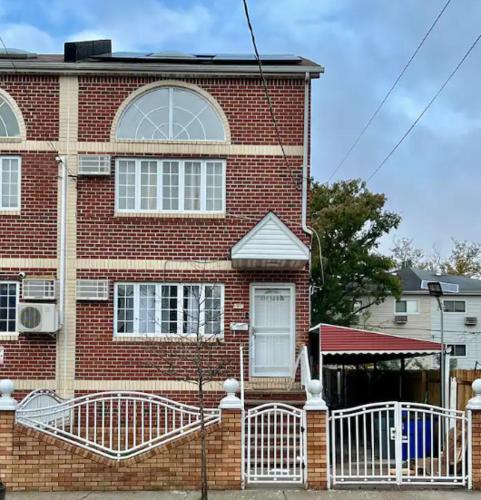 Private Room In Brooklyn - Close To Jfk And Easy Access To Transportation - New York