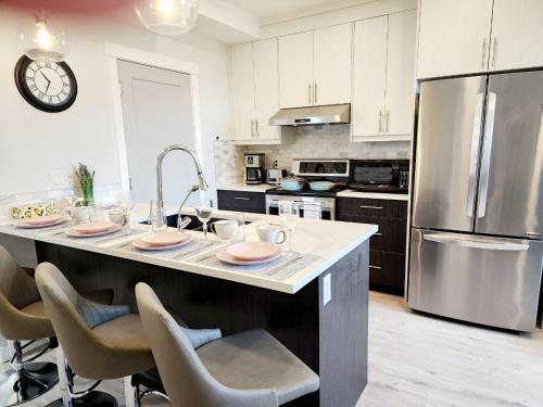 Luxury Cozy Basement Suite - Leduc