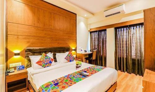 From $14 - Glitz Hotels New Ascot International - Nr International ...