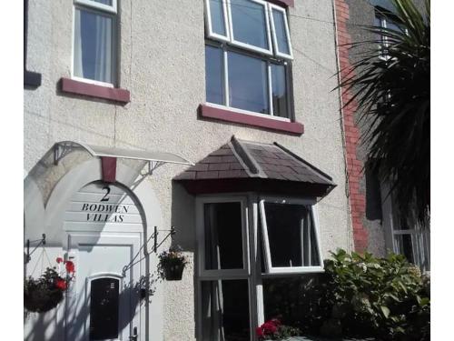 2 Bodwen Villas - Wales