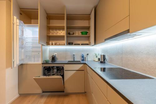 Jasminkas Host 1, Ruhig, Gratis Parkplatz Balkon & Im 1, Stockwerk - St. Gallen