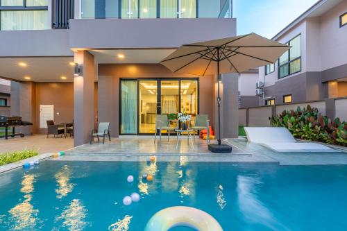 Southern Peak Pool Villa @ Huay Yai Pattaya - Pattaya City