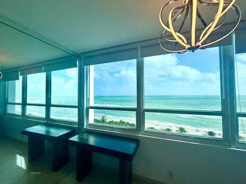 Castle 732 Ocean View With Pool, Tennis, Beach Access, Free Parking - Miami Beach