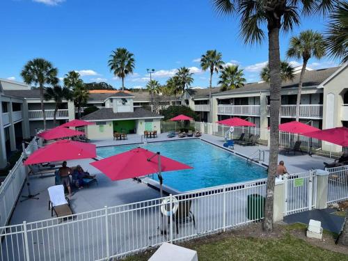 Newly Room In Cozy Hotel With Super Location To The Parks - Celebration, FL