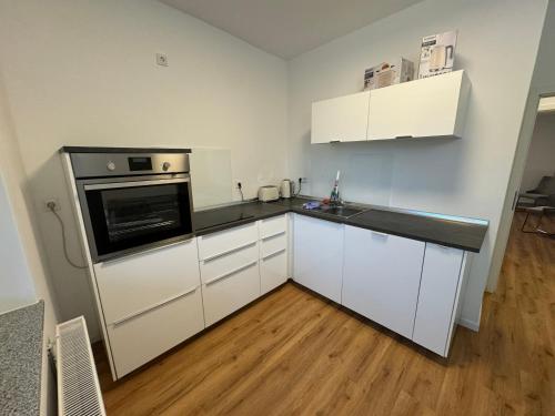 City-krefeld Luxus 3 Zimmer Apartment Mit Balkon - Kempen