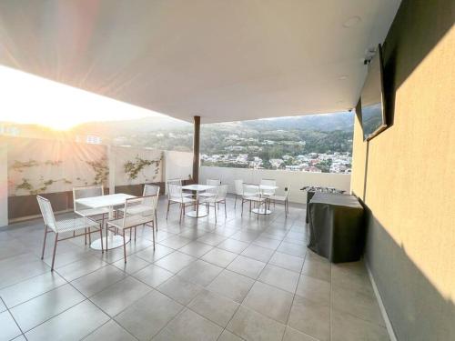 Luxury 2br Apartment In Escalon - Pool - Parking - Fast Wifi - 聖薩爾瓦多