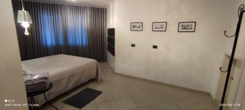 A Melhor Acomodacao Entre Pinhais E Curitiba - Quarto Para Ate O4 Pessoas Em Casa Com Garagem - Curitiba