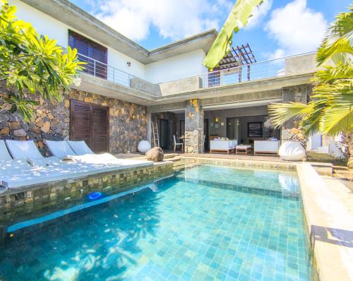 Casa Mia Rustic Villa, Grand Bay from €41pp - Book Now