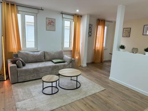 Maison De Ville Entierement Renovee Moderne Et Tout Confort Strasbourg - Strasbourg