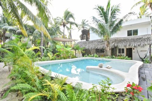 Maria Bonita El Cuyo By Spot Rentals - El Cuyo