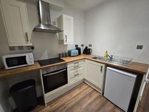 Canalside Period Conversion - Burnley