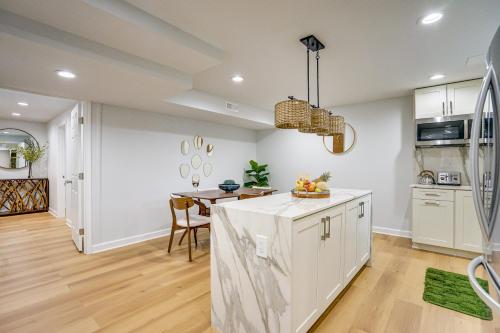 The Dulles Executive Resort Near Dulles Airport With Private Office - Reston, VA