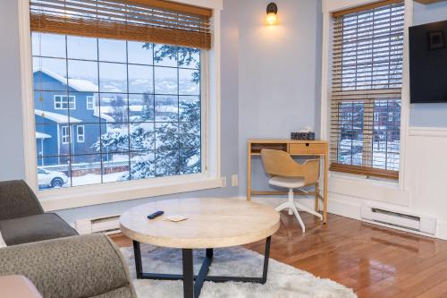 Downtown Whitehorse Apartment In Old Town - Yukon