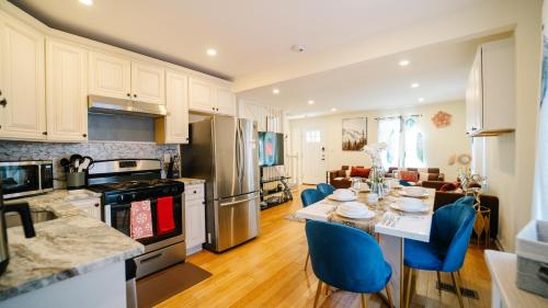 5br & 4ba Lovely House With Beautiful Backyard In Va - Arlington, VA