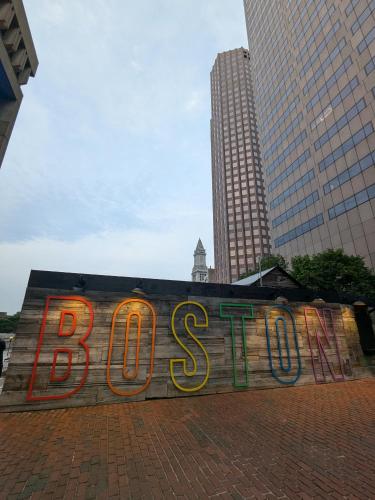 Boston Homestel - Boston, USA - Updated 2026: Prices and reviews ...