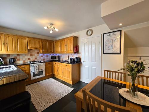 Beautiful House In Perfect Bowness Location - Windermere