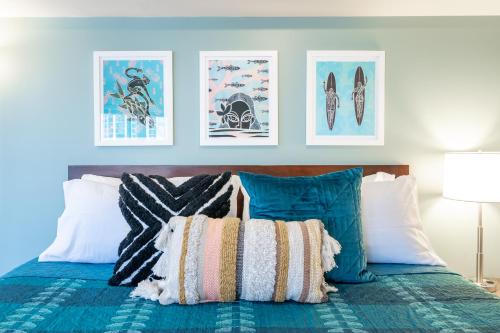 Spacious Downtown Executive Retreat - Free Parking - Ewa Beach, HI