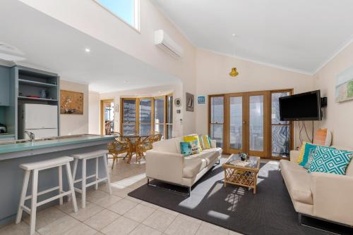 Central Grove - Sleeps 6 - Presidents Ave - Geelong