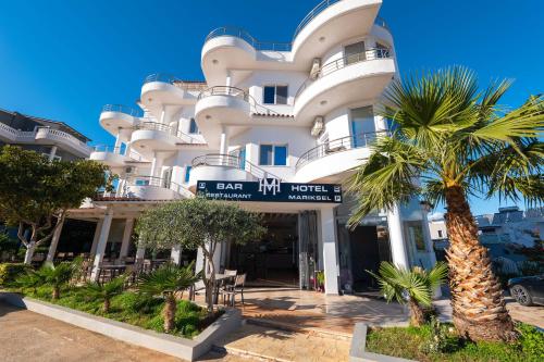 Mariksel Hotel - クサミル