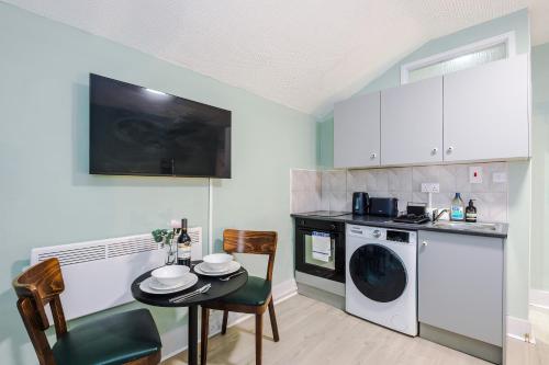 Victoria Park Studio 7 - 5 Mins Walk To Town Centre & Train Station - 皇家利明頓溫泉