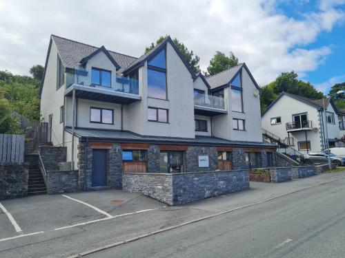 Skyelander Apartments - Portree