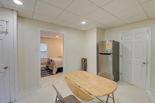 Walk To Harbor: Pet-friendly Apt In Sorrento! - Maine