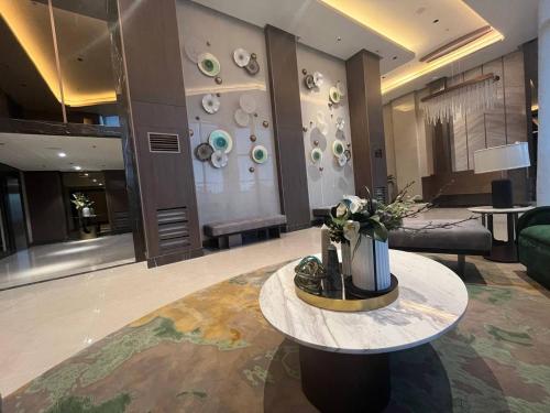 Moa Cozy Gentry Manor Unit City View Beside Okada 8g - Parañaque