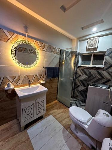 From $14 - Entire Luxury 1 Bed Apartment Near Eiffel Tower Bahria Town ...