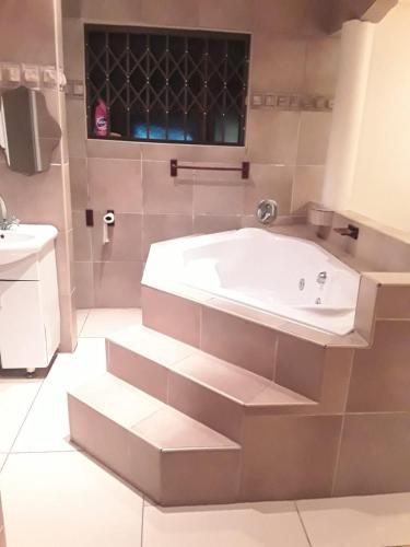 Emmanuel-guest-house - Richards Bay