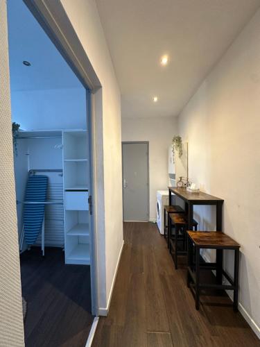 Le 11 - Joli F2 Renove, Mulhouse Centre - Stationnement Gratuit - Mulhouse