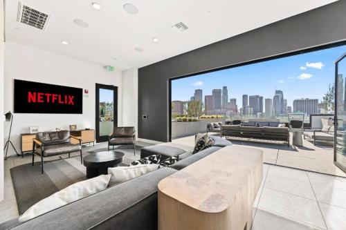 The Downtown Haven Suite, 1mile To Dodger Stadium - Downey, CA