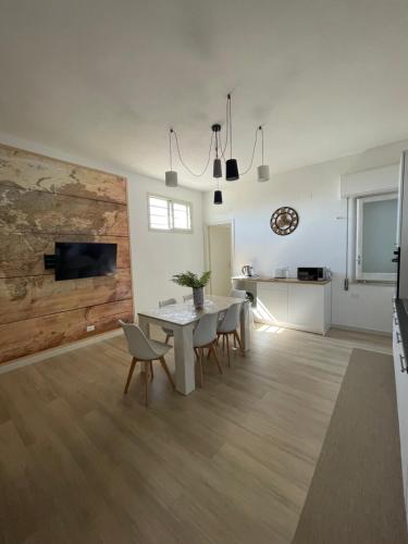 {Palazzo Fodale-5 Stelle} Apartment 70’s Rooms - Trapani