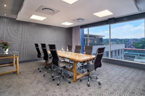 Protea Hotel by Marriott Pretoria Loftus Park, South Africa - 50 ...