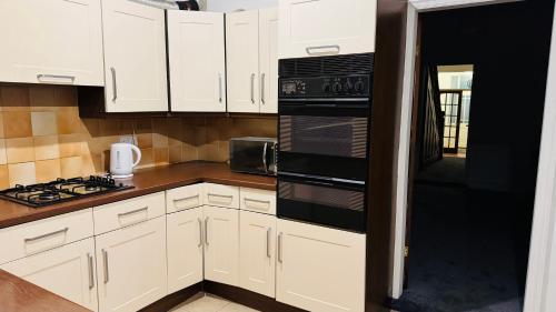 Boulevard Double Room In Shared Accommodation - Hull