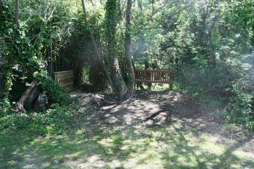 Dogwood Cabin - East Sussex