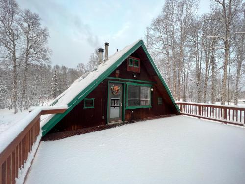 Alaskan Wild Rose Retreat - Alaska
