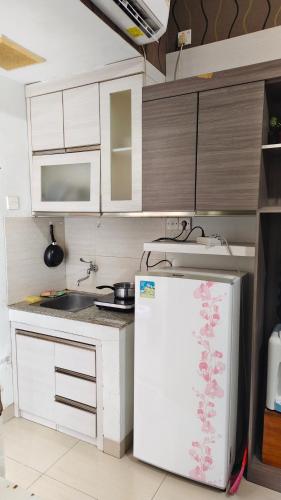 Lidya Room At Student Castle Apartemen - Yogyakarta