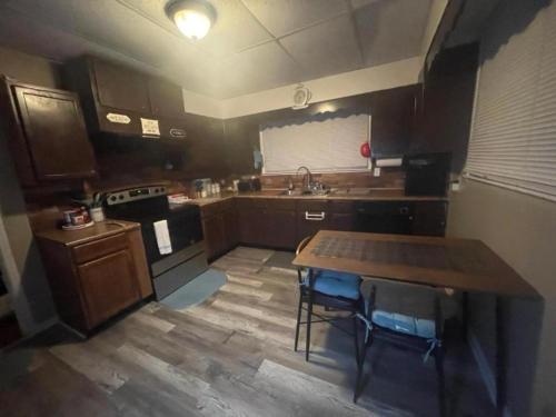 Welcoming Overnight Bedroom - Birmingham, AL