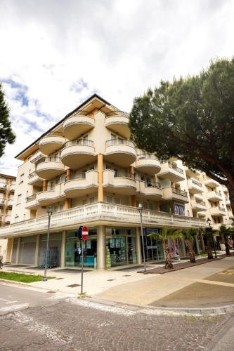 Greenmare Mare A 100 M, 2 Balconi E Parcheggio Gratuito - Riccione
