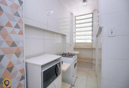 Apto Com Varanda Em Localizacao Privilegiada - Ipanema