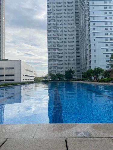1br Tower 4 The Grass Residences Sm North - Quezon City