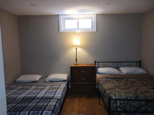 Cheapsleep Room Near Kitchener Airport- 24x7 Checkin - Kitchener