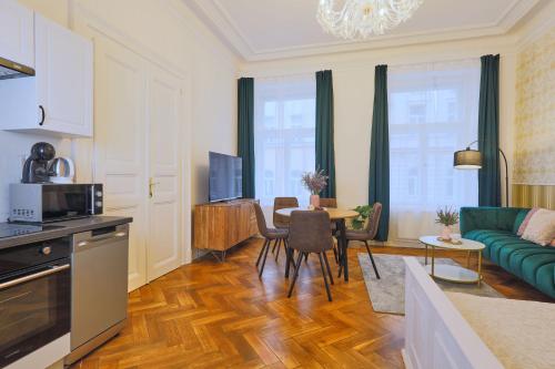 National Theatre Elegance Residence - Prague