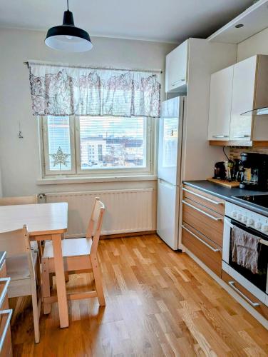 Beautiful Apartment With Seaview! Top 7th Floor Free Parking! - Kemi