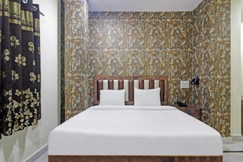 Collection O Stay 9 Hotel - Hyderabad, India - Updated 2026: Hotel ...
